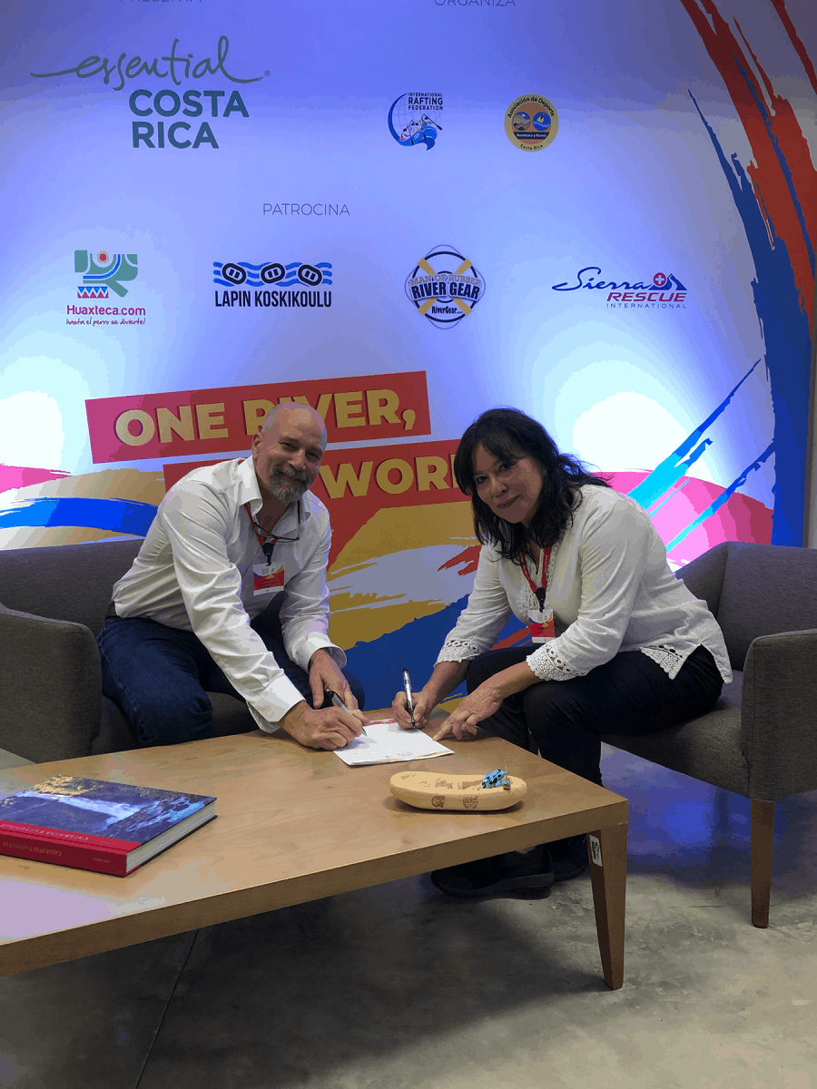 Summit – Joe Monti sign 1 | International Rafting Federation