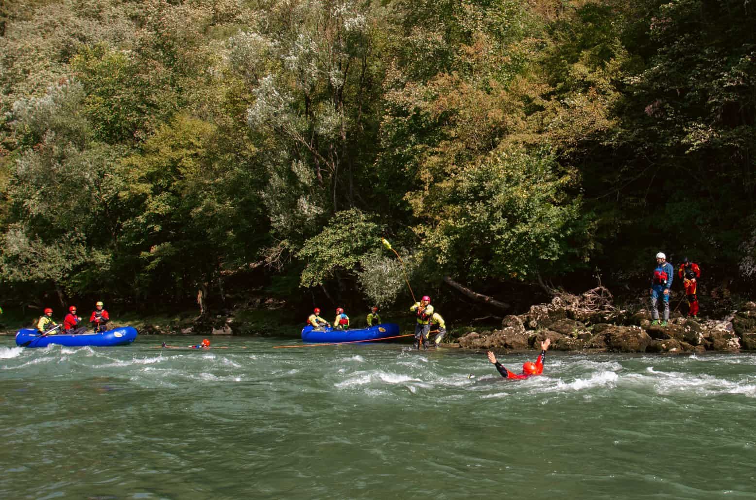 We have some new army of Rafting Guides! - International Rafting Federation